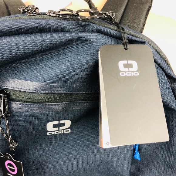 OGIO | Bags | Ogio Shadow Core Flux 22 Navy 22l 20 Backpack | Poshmark